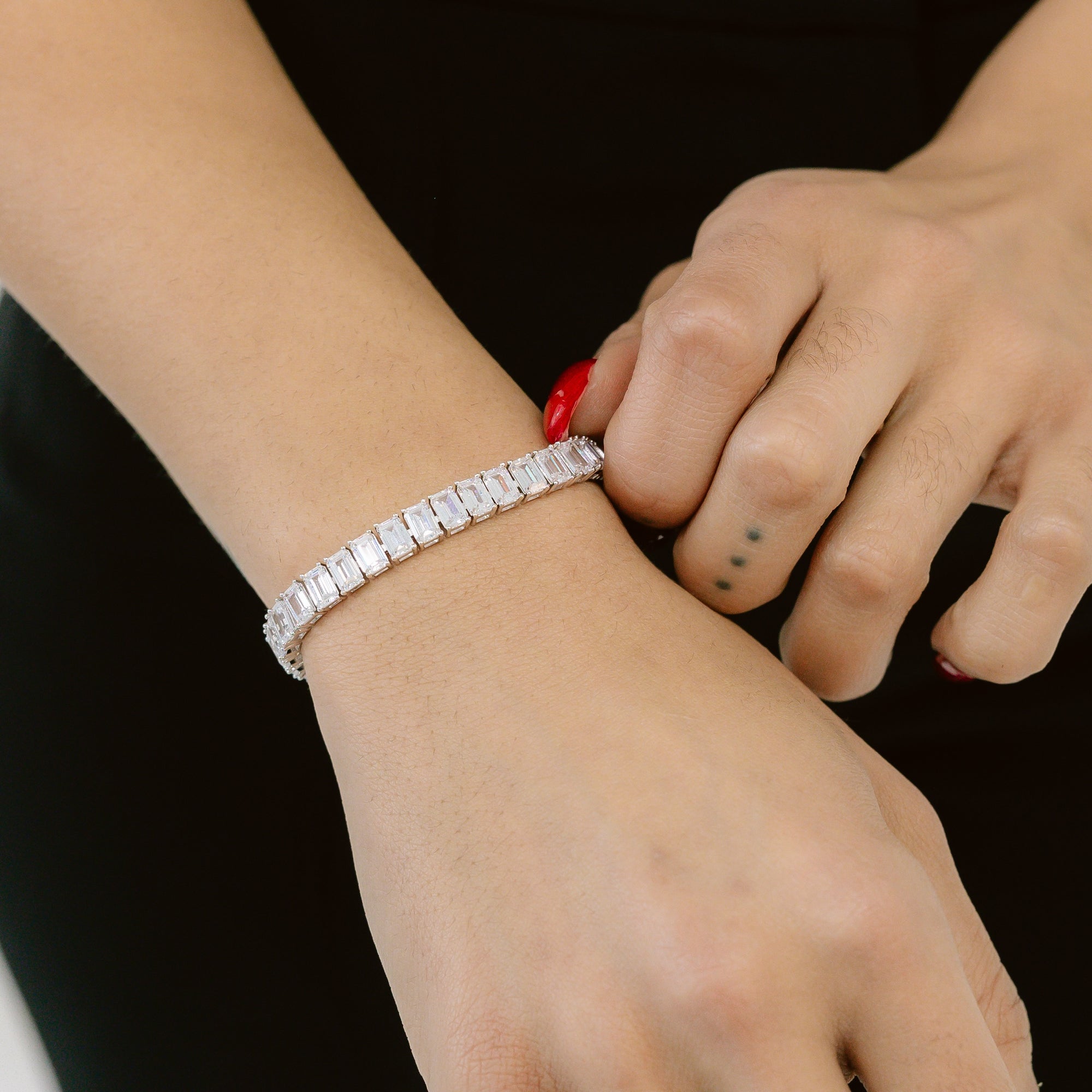 WOMEN'S NEW BRACELETS - 6 ICE